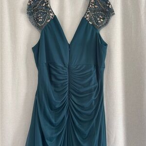 Xscape | Dresses | Xscape Emerald Green Dress | Poshmark